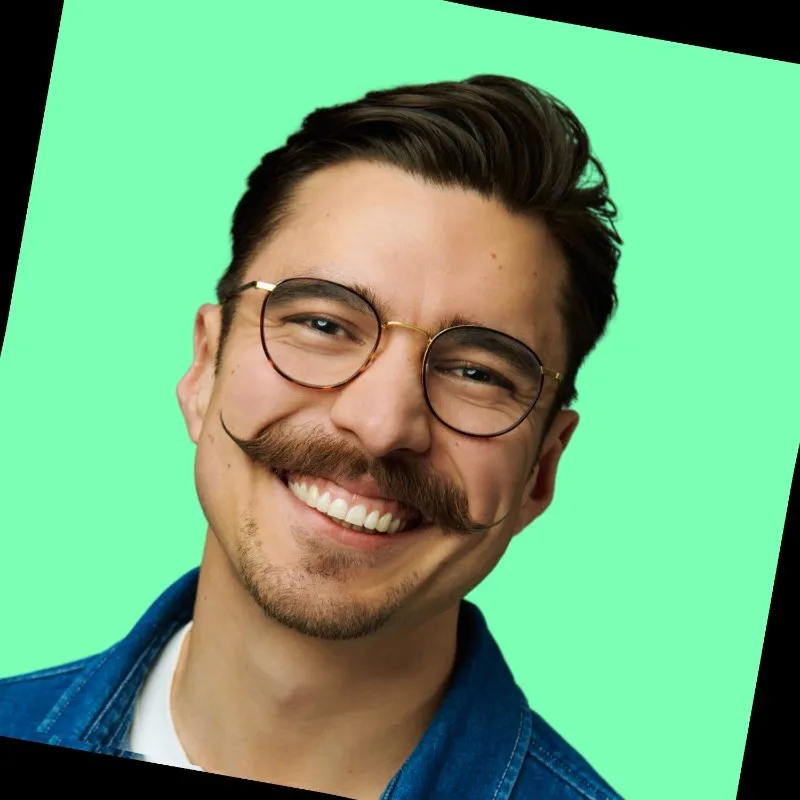 HeadShotlyAI | Studio-Quality Professional Headshots in Minutes